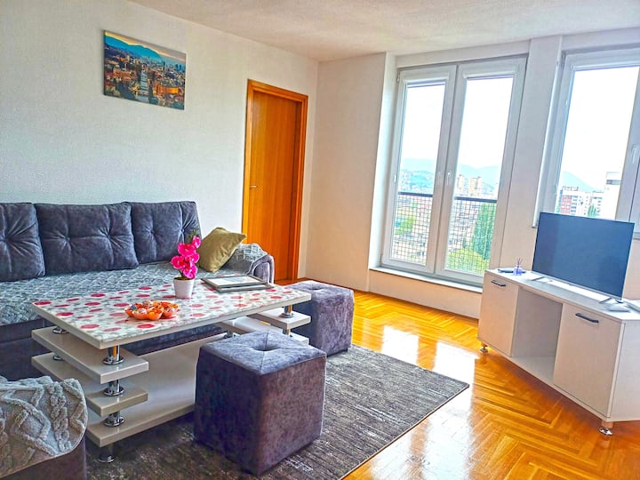 Panorama Sarajevo Stay + Airport Shuttle - Szarajevó