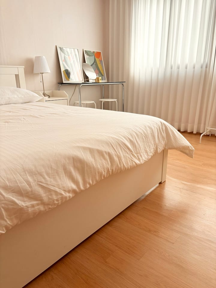 홍대, 연남동, 망원동/연트럴파크 5분/sunny House/택시 승하차 편리 - Seoul