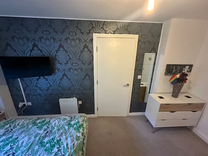 Cosy Modern Double Bedroom - 맨체스터
