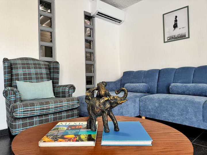 Family House With Private Patio & A/c + Fast Wifi - Guadalajara