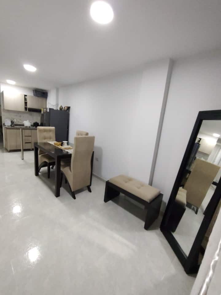 Fresco Y Comodo Apartamento - Girón