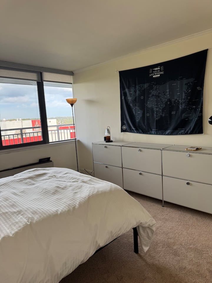 Spacious Bedroom With A View - Harrison, NY
