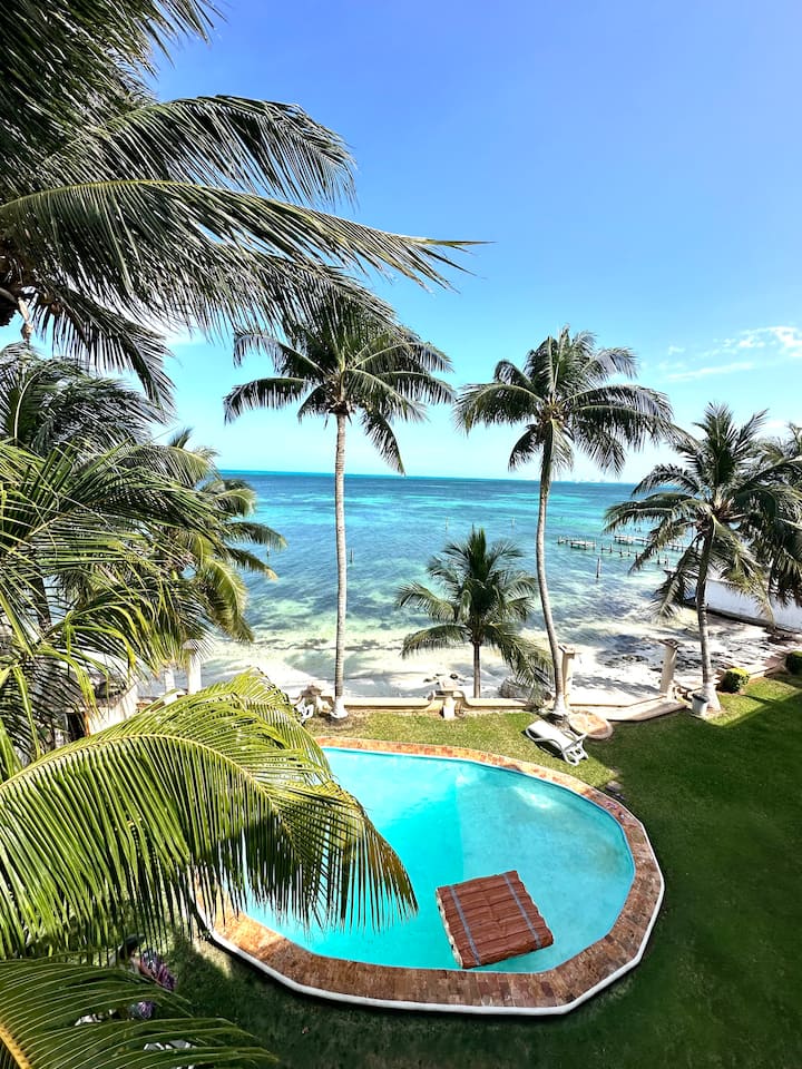 Departamento Dos Pisos Frente Al Mar - Cancún