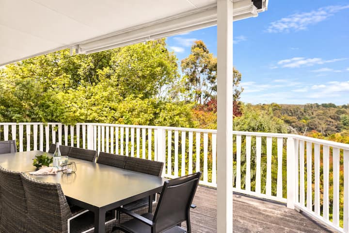 Group Stays With Incredible Views. Walk To Lake. - Daylesford