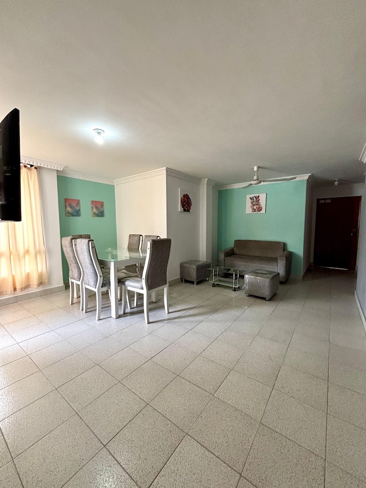 Apartamento De 3 Habitaciones En El Rodadero - Santa Marta, Kolumbien