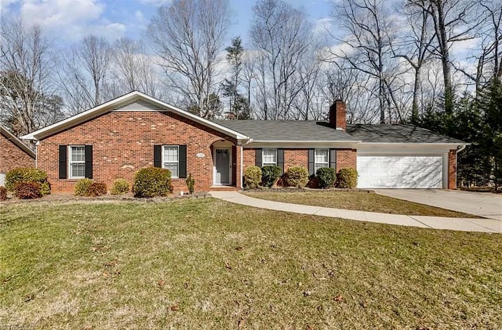 Beautiful Home In High Point. - High Point