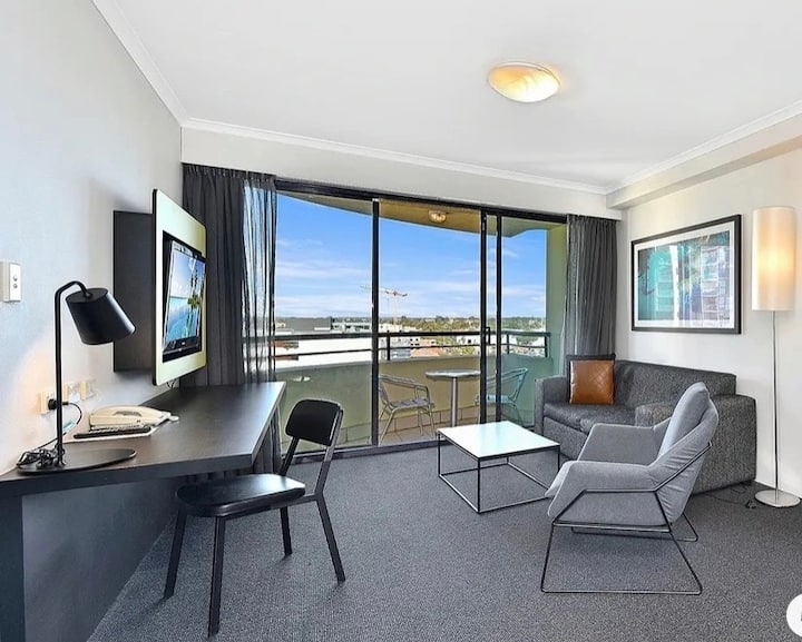 Cozy One Bedroom In Parramatta Pool|spa|dine - Parramatta