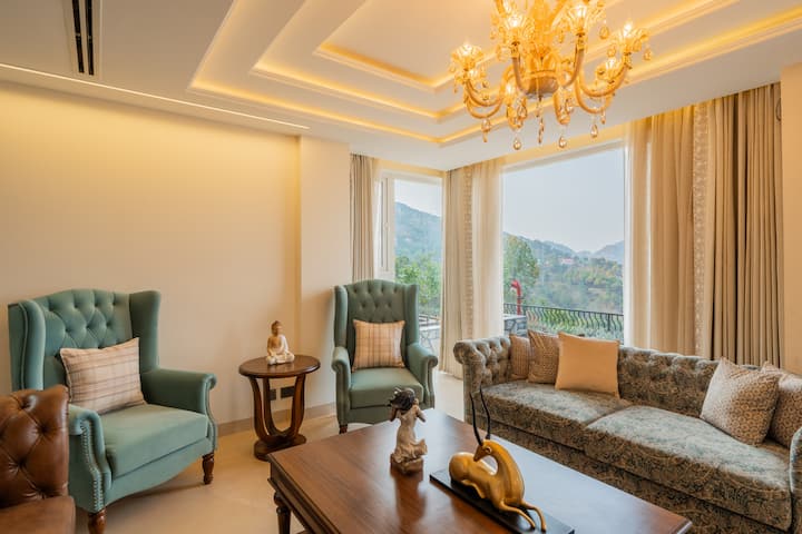 Luxury Heights Getaway Cottage With Terrace Views - Kasauli