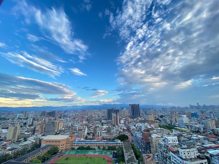 Lungshan Retreat - 林口區