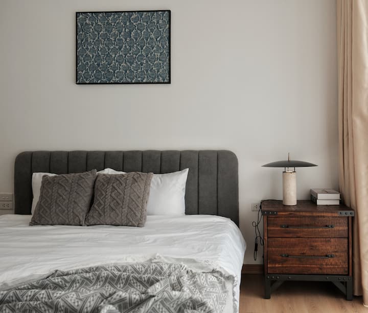 Balcony & Greenery | Steps From Hoan Kiem Lake - Hanoi