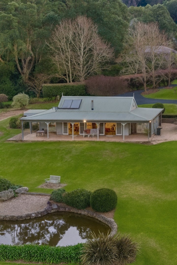 Tranquil Couples Escape With Views, Near Berry - Bomaderry