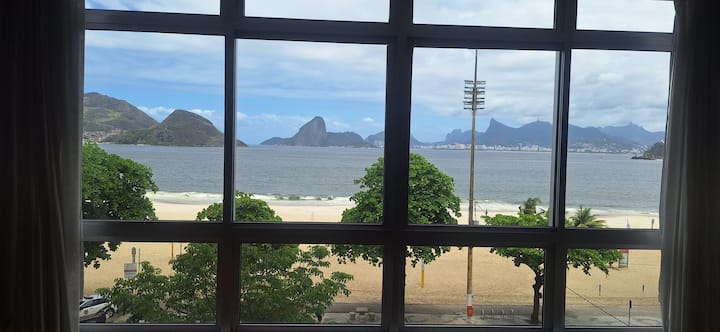 Apto Amplo Na Praia De Icaraí Vista Pão De Açúcar - Niterói
