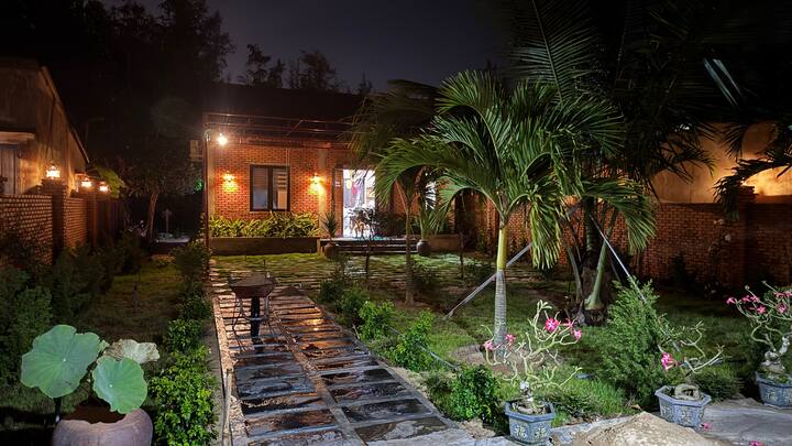 Little House With Big Garden - Vietnam