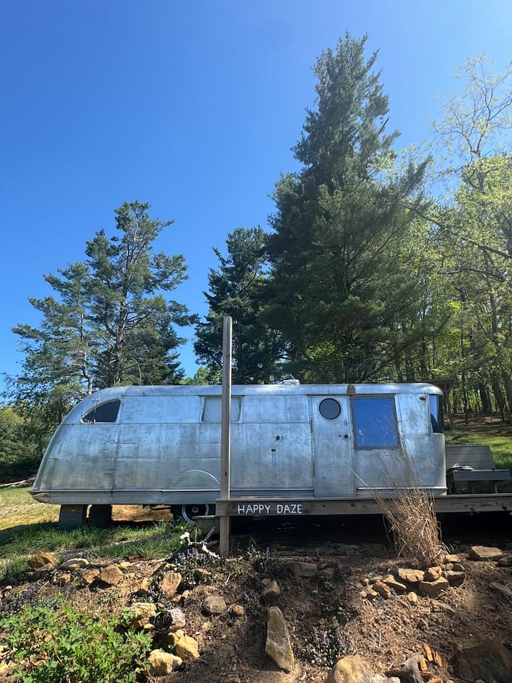 Happy Daze - Green Acres Resort - 플로이드