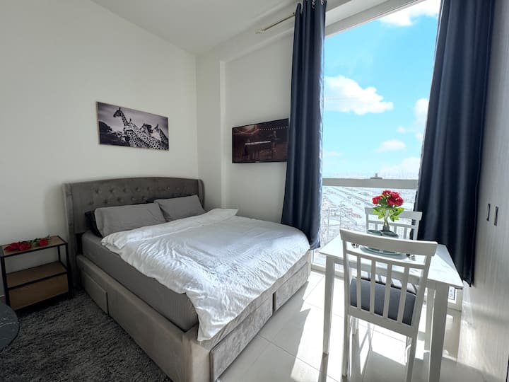 Luxury Studio Apartment - Abu Dhabi