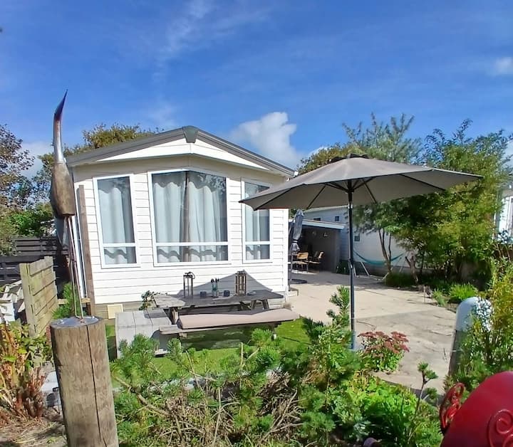 Charmant Chalet  In Petten, 1 Km Van Het Strand! - Schoorl