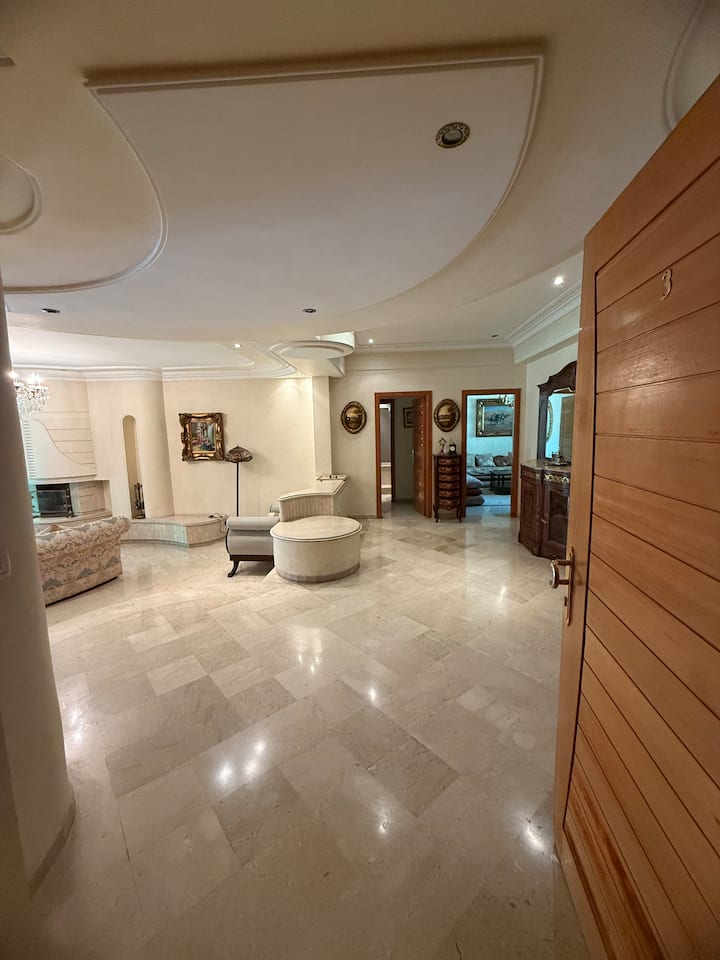 Entre Modernité Et Tradition - Fez