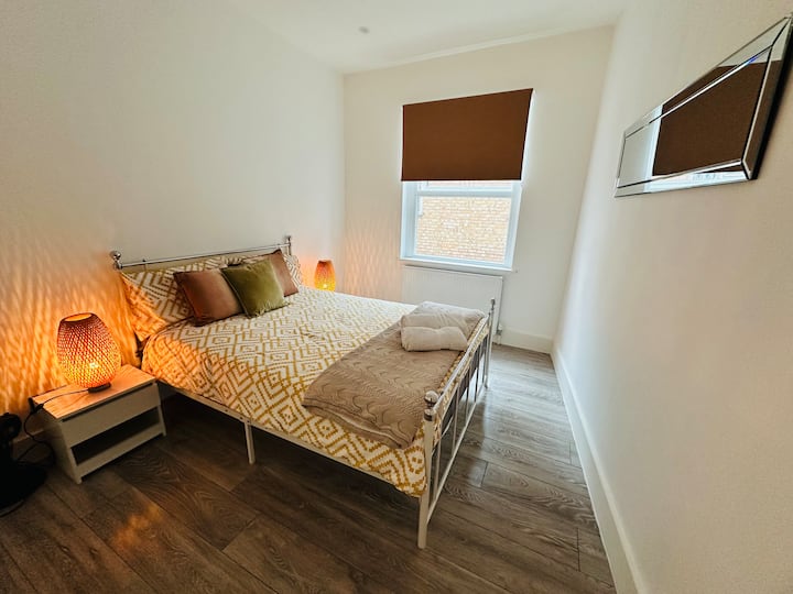 First Floor 2bed Central Flat - Central London