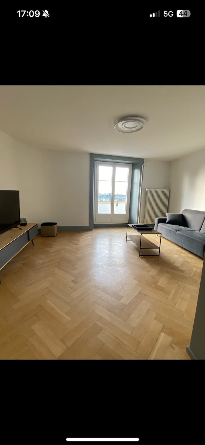 Appartement 1er éTage - 3.5 Pcs - Neuchâtel