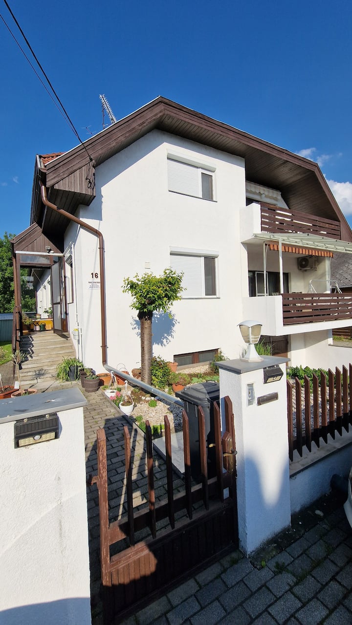 Hancz Apartman - Zamárdi