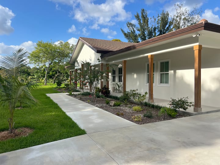 Modern Farm House - Cutler Bay, FL