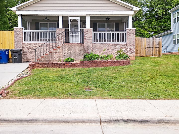 Stunning 3br House Near University - Winston-Salem, NC