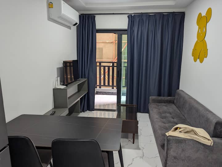1 Bedroom Condo Near Olympia - Phnom Penh