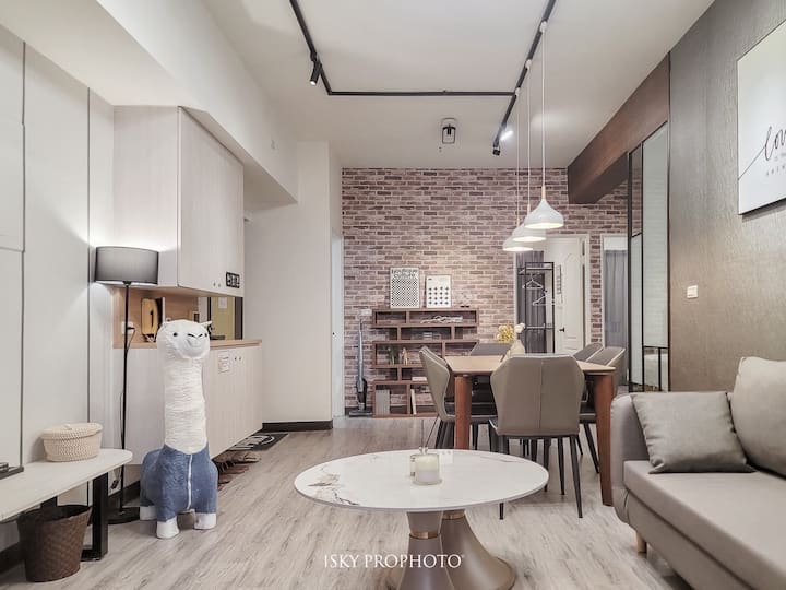 【瑞豐夜市5分鐘】r14巨蛋站｜1-6人包層｜近漢神巨蛋/左營高鐵｜短月租優惠 - 大社區