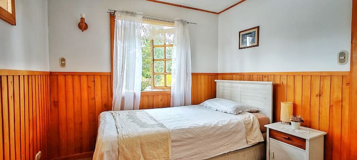 Habitación Cerca Del Lago Desayuno En Puerto Varas - Puerto Varas