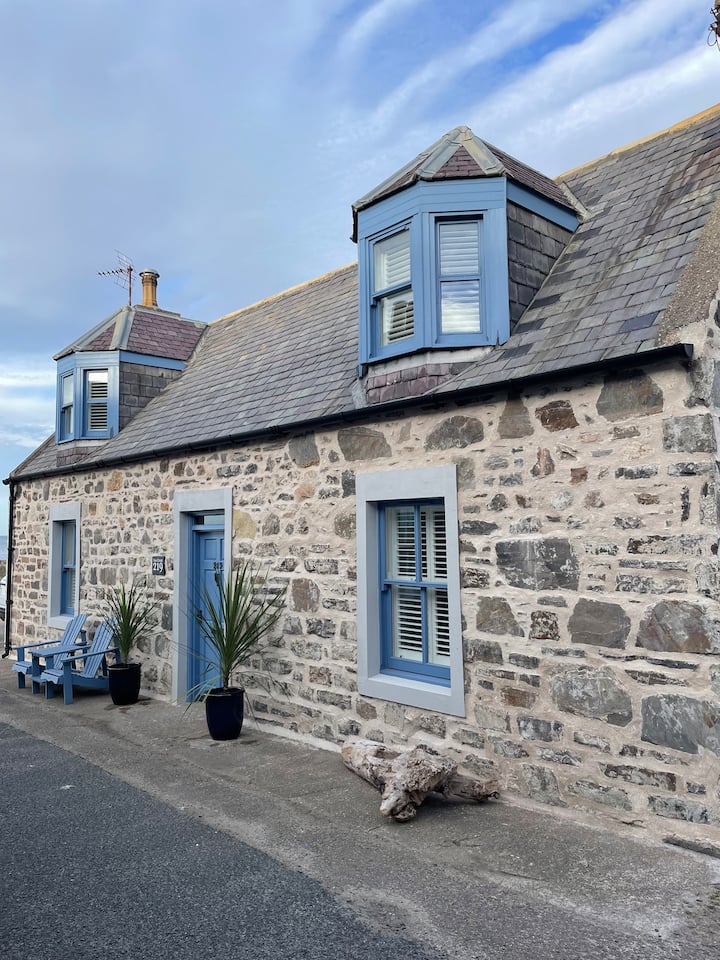 Sea Crest - Wake Up To Waves! - Cullen