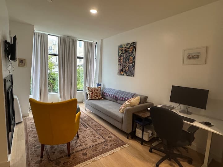 Entire 1br/1bath Condo In Sf Soma - San Francisco, CA