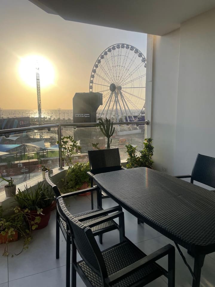 شقة فاخرة بإطلالة بحرية. ‏ - Jeddah