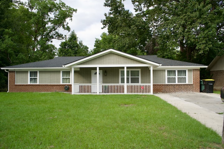 Getaway At 26 Oxford Ct - Savannah, GA