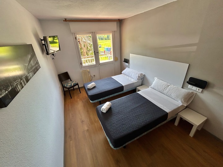 Habitaciones Con Baño Privado Para Grupos - Gijón