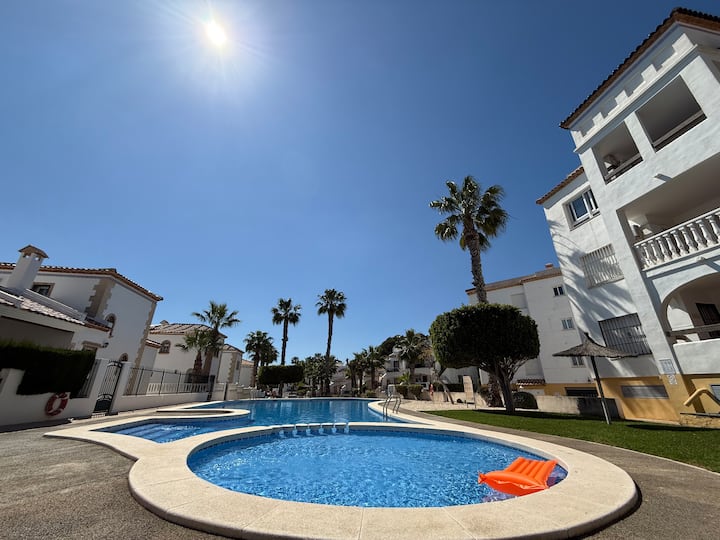 Casa De Rosa / Villamartín - Playa Flamenca