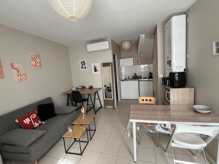 Maison De Ville En Plein Centre - Luçon