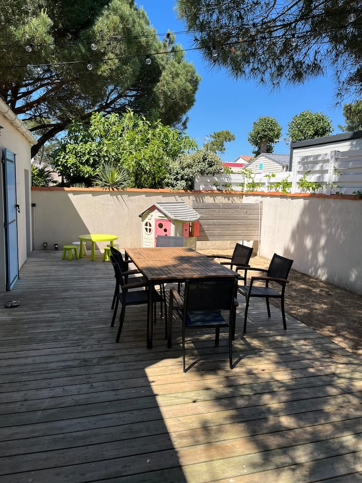 La Maison Bleue à 400 M De La Plage, La Grière - La Tranche-sur-Mer