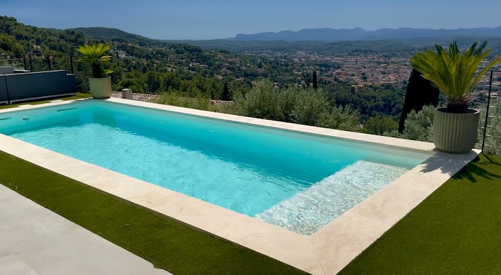 Villa Californienne Avec Vue Imprenable - Draguignan