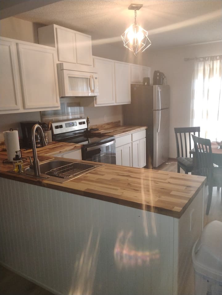 Cute Townhome Near Base/beaches - Jacksonville