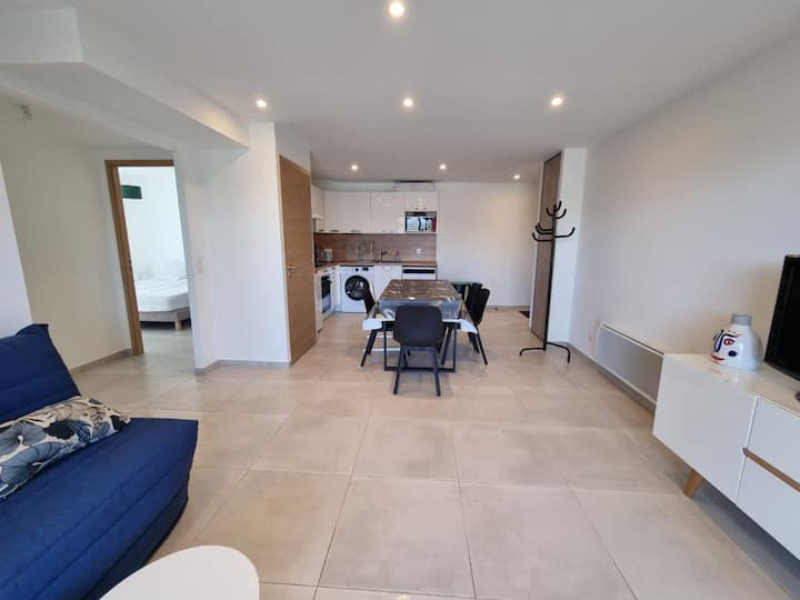 Appartement 6p, 60m2 Neuf Tout éQuipé Avec Jardin - Les Angles