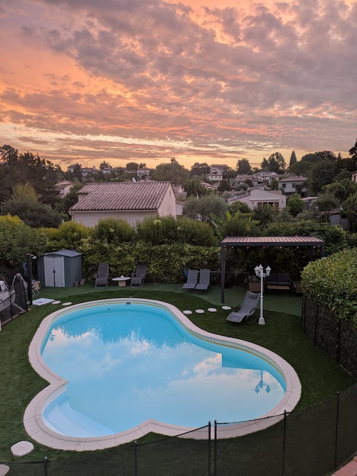 Bas De Villa 3 Pièces , Studio Et Piscine Privée - Villeneuve-Loubet