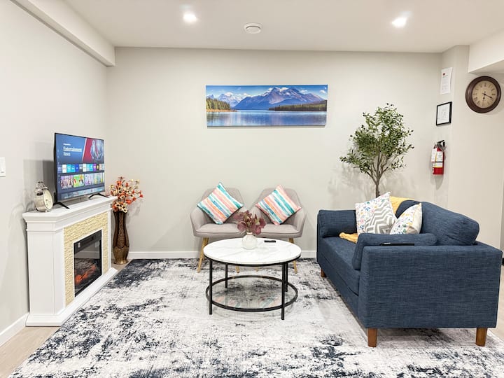 Range View Retreat/2br Suite - Calgary