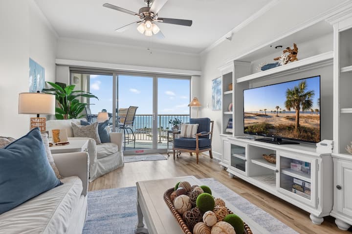 Stay On The Sand: Luxury Seabreeze Condo - Biloxi, MS