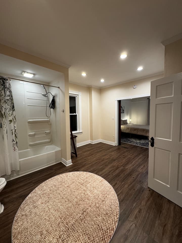 Riverside Getaway | Near Campus & Downtown - Cape Girardeau, MO