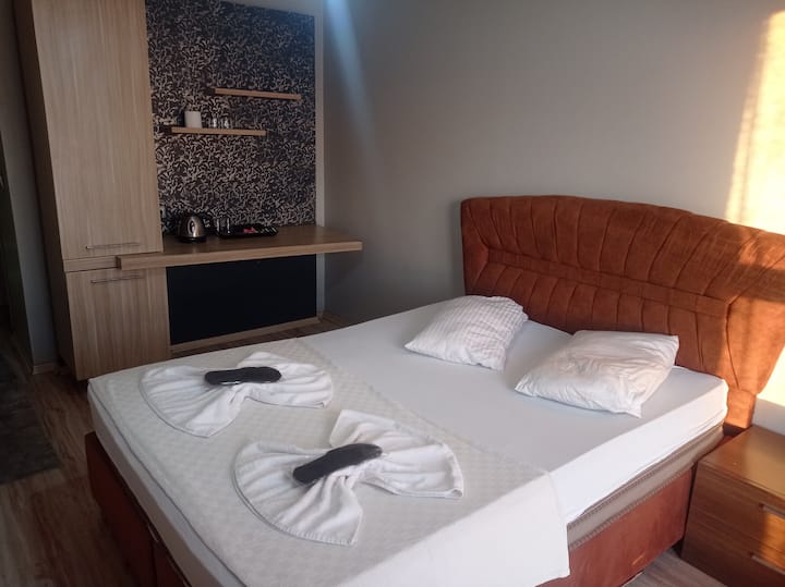 ÖZyurtlar Rezidans Ruhsatlı Otel - Çatalca