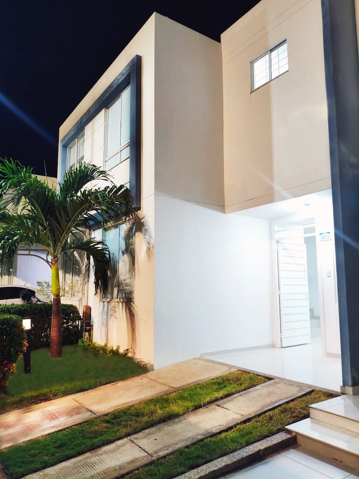 Casa Al Norte De La Ciudad En Conjunto Cerrado - Valledupar