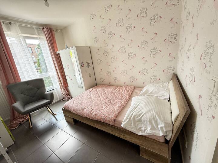 Beautiful Room In An Apartment - Esch an der Alzette