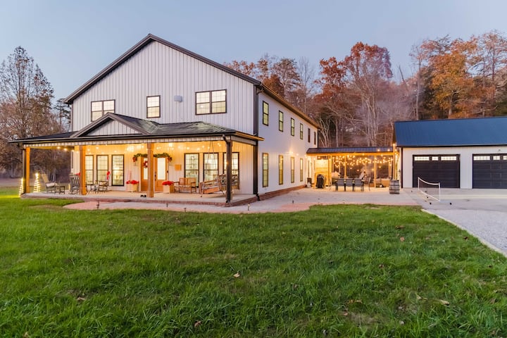 Barndo|hot Tub|sauna|fire Pit|20 Min Rrg|rec Room - Clay City, KY