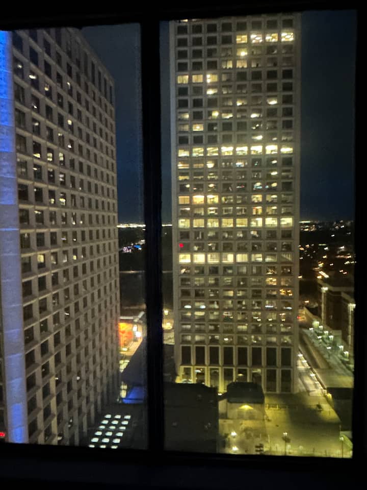 Downtown Suite - Stunning View - Edmonton, Canada