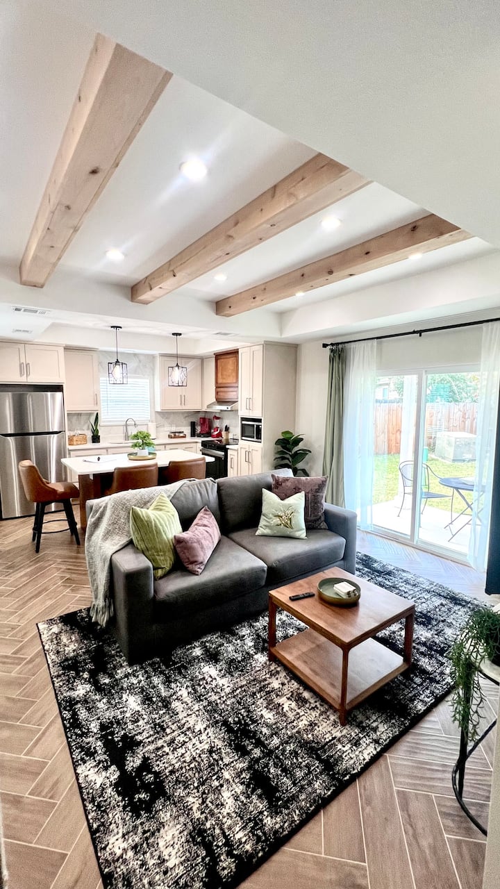 Doña Blanca Guest House - Alamo Ranch - San Antonio